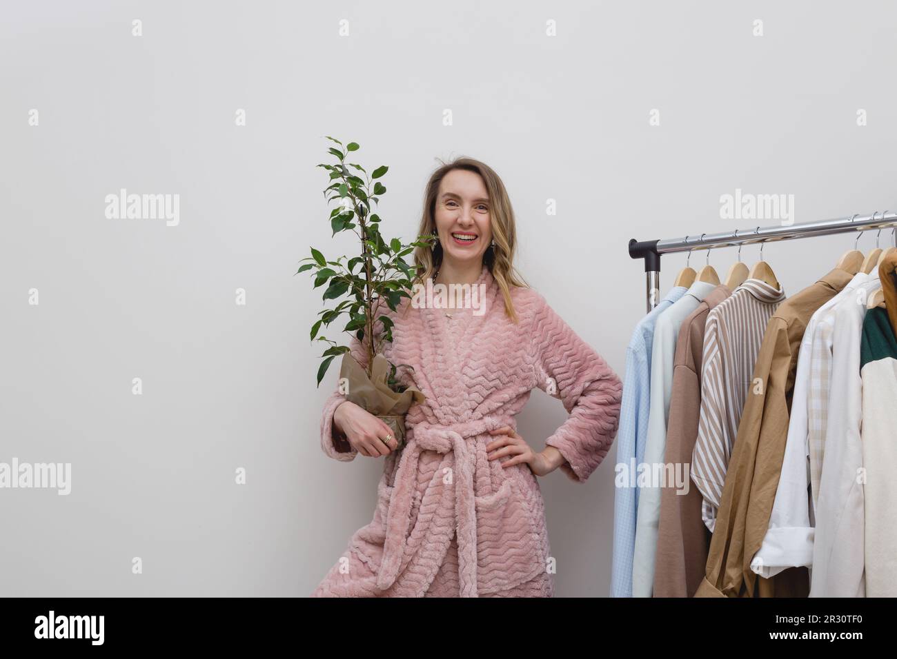 Organised woman clothes hi-res stock photography and images - Alamy