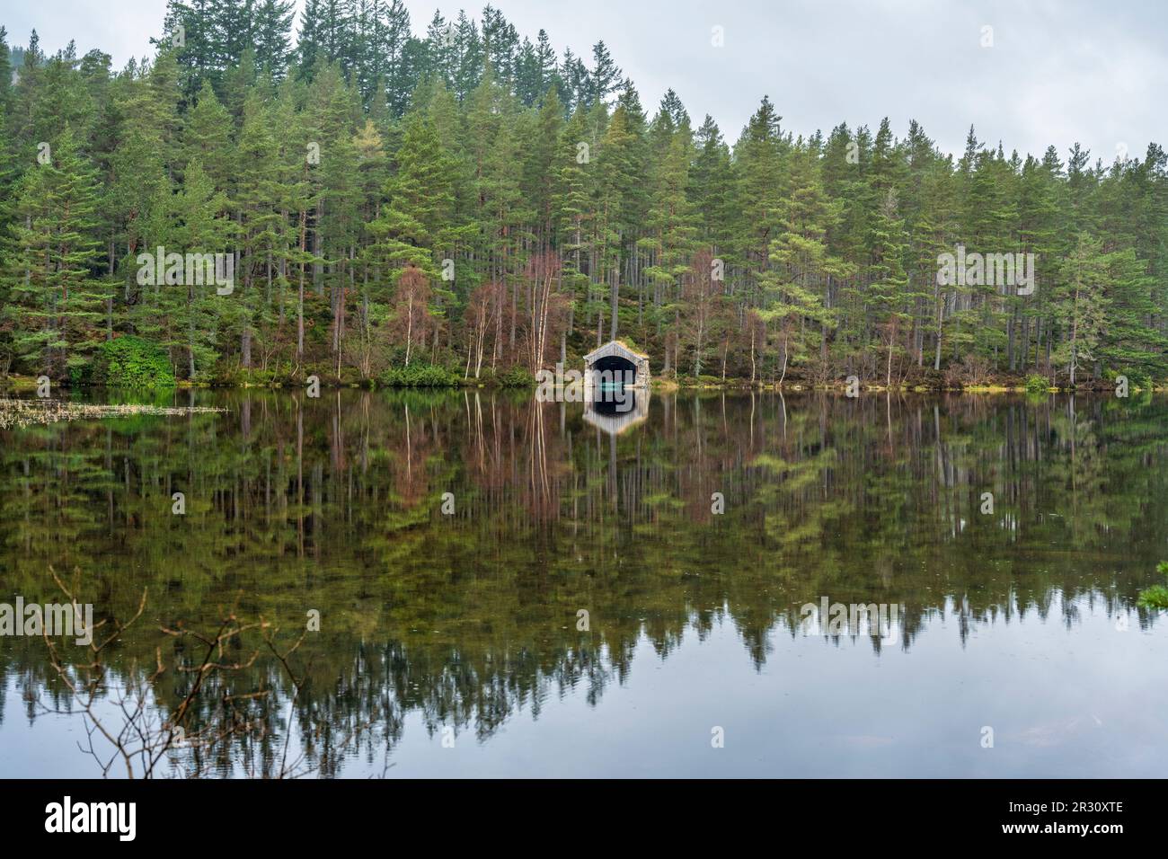 Boathouse on lochan in Glen Tanar Estate near Aboyne, Royal Deeside ...