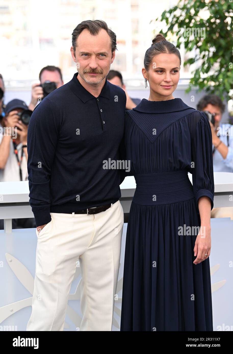 Jude Law and Alicia Vikander attending the photocall for the film ...