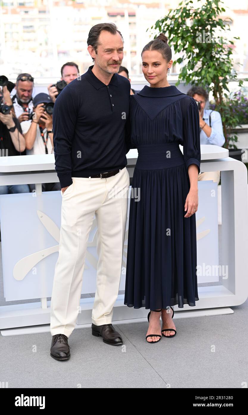 Jude Law and Alicia Vikander attending the photocall for the film ...