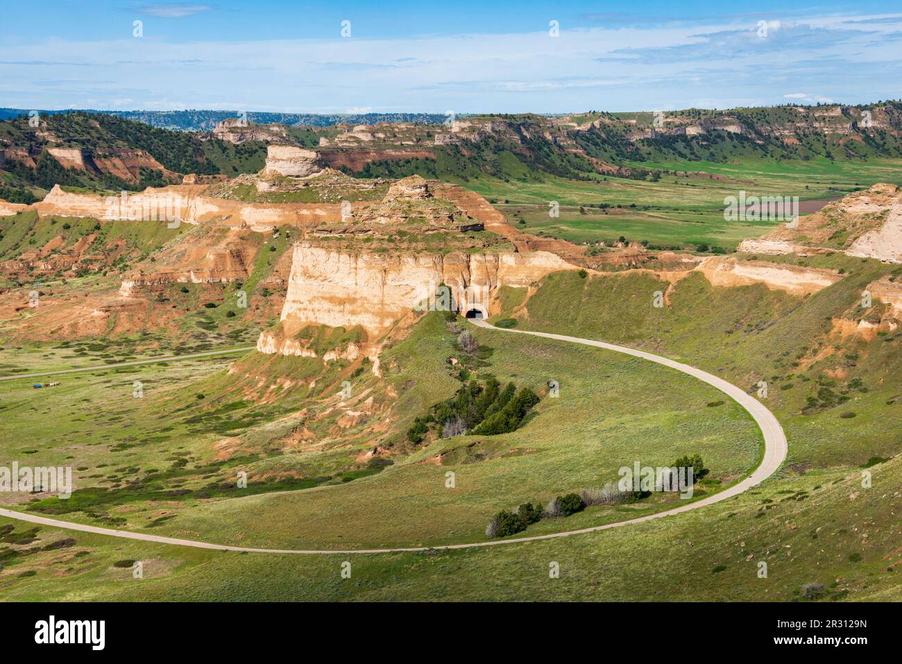 Scotts Bluff National Monument in Nebraska Stock Photo - Alamy