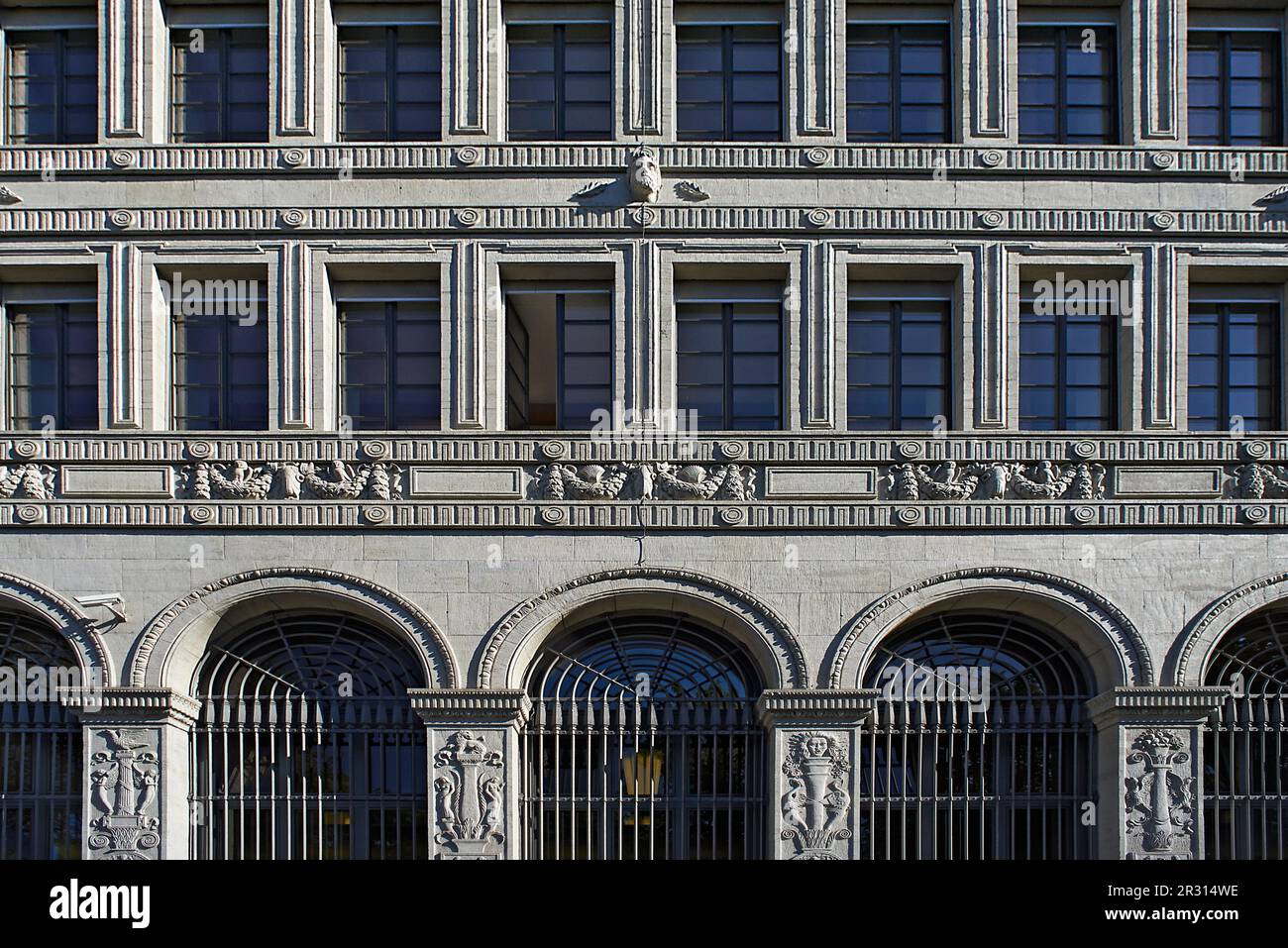 Facade of the bank of Switzerland headquarters Stock Photo - Alamy