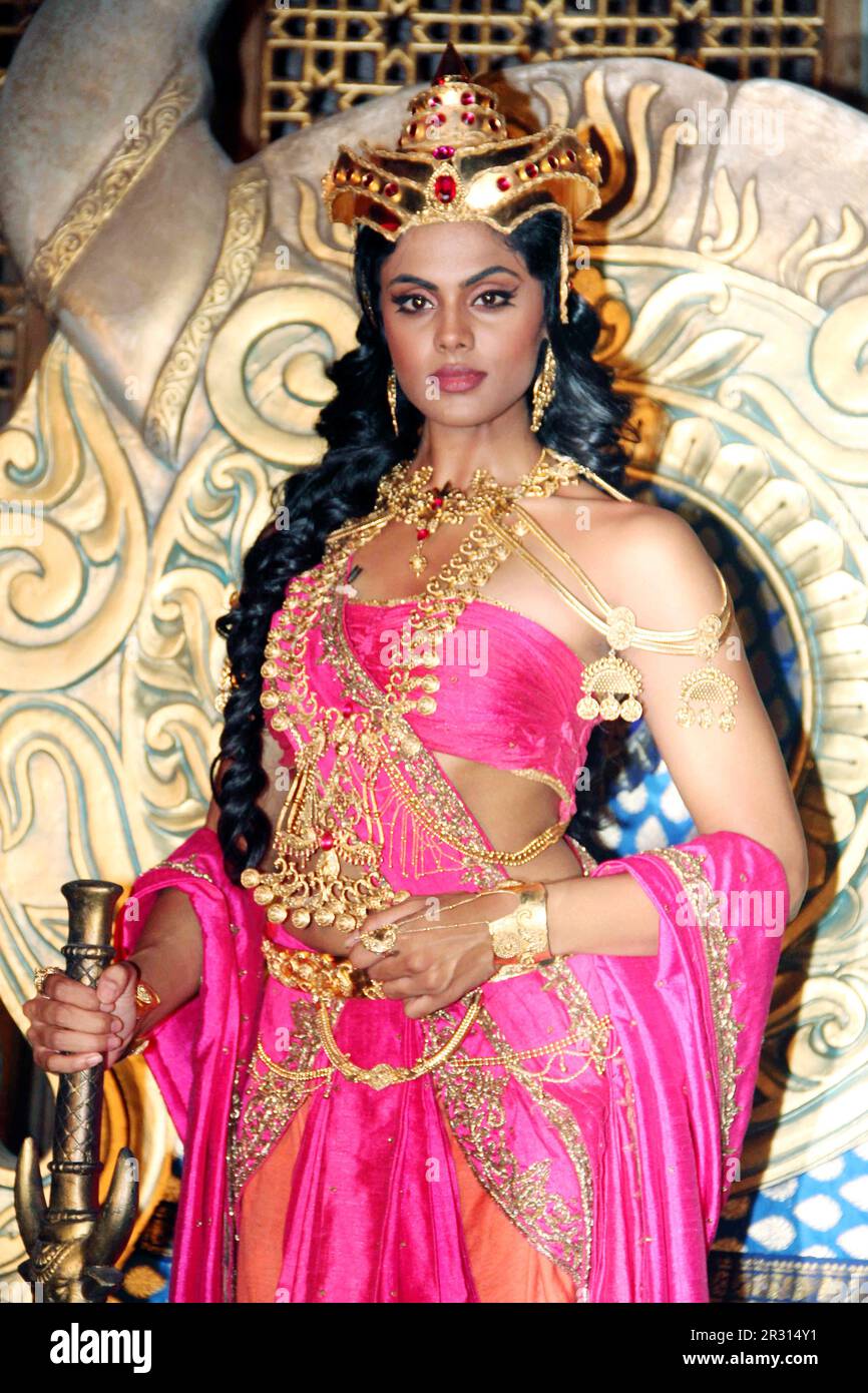 Actress Karthika Nair Childhood Photos