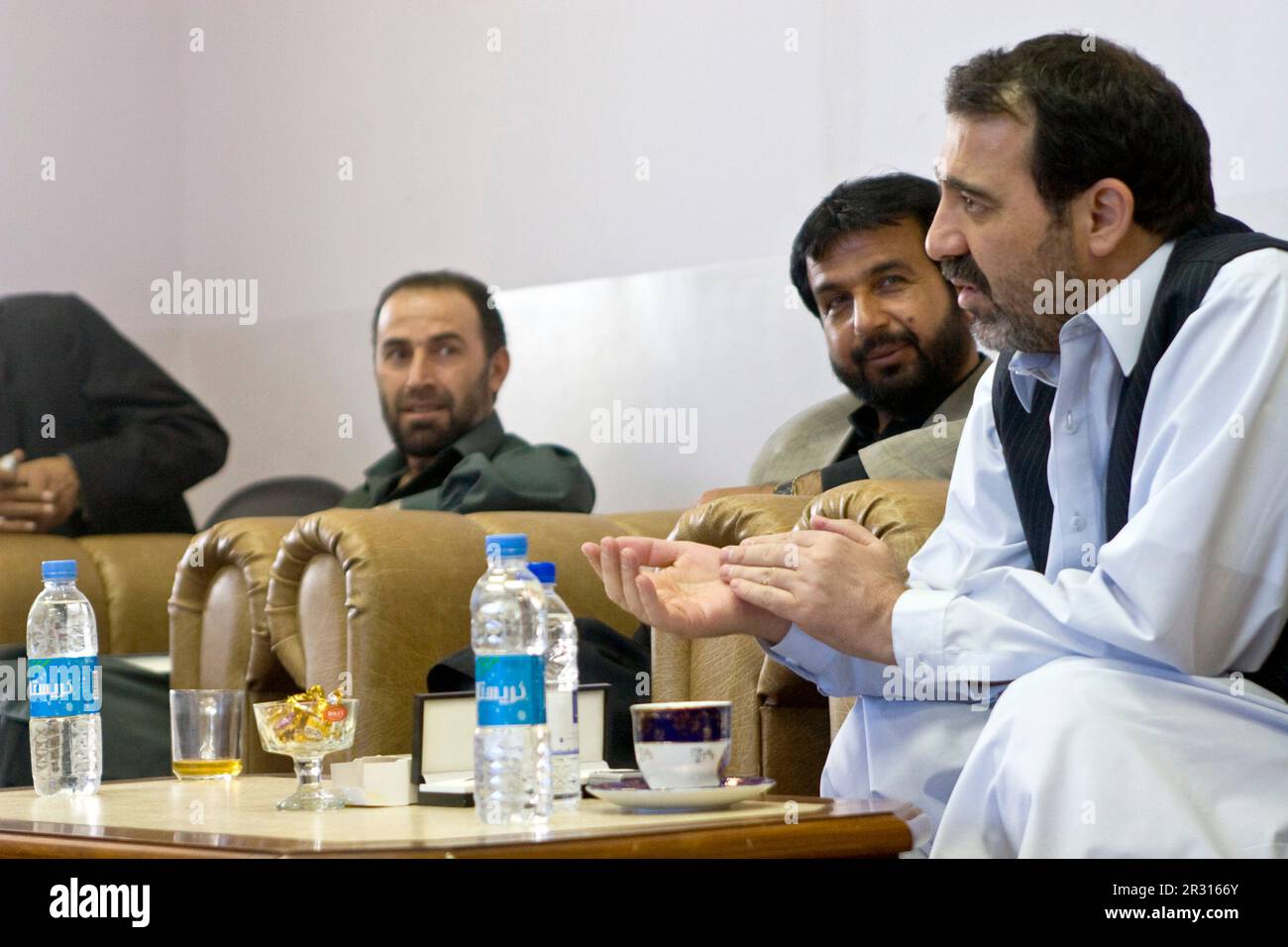 President of afghanistan hamid karzai hi-res stock photography and ...