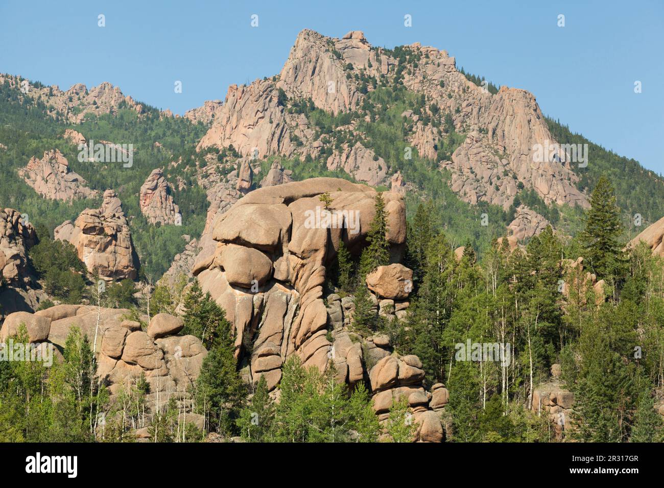 Towering granite rock formations in Lost Creek Wilderness Stock Photo ...