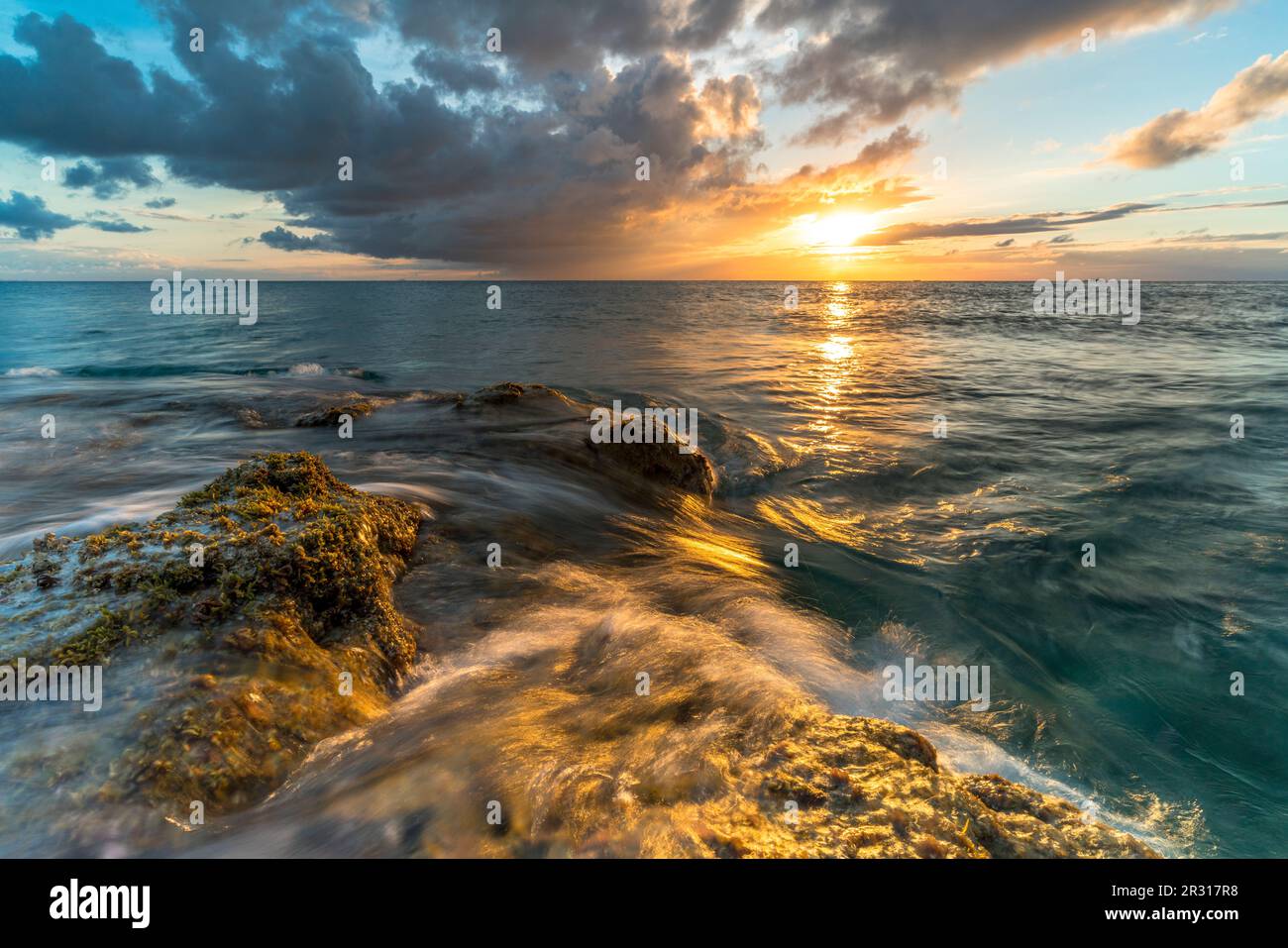 Caribbean sea water cliff hi-res stock photography and images - Alamy
