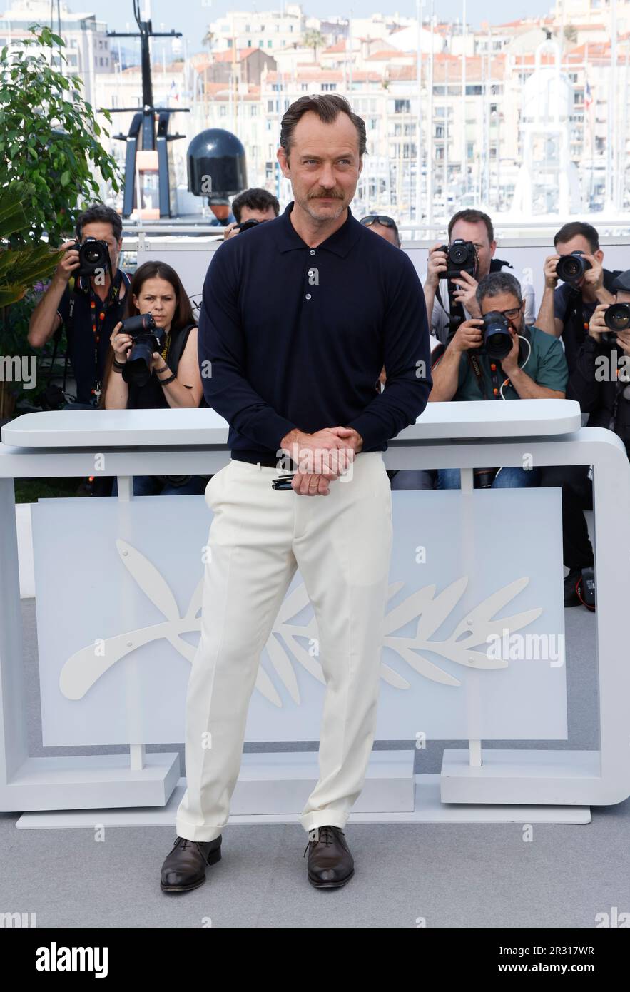 Jude Law poses for photographers at the photo call for the film ...
