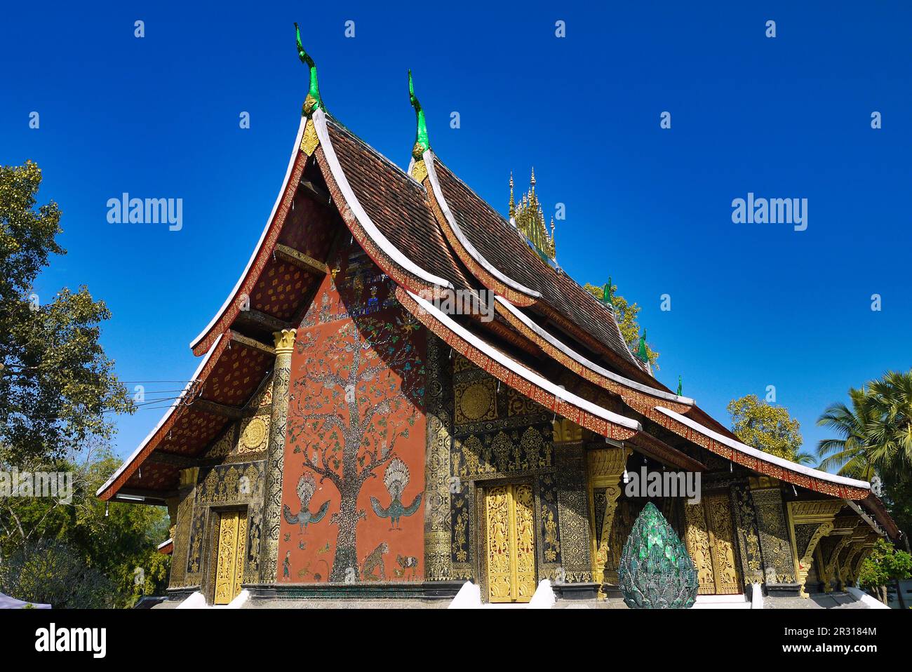 Tree of Life mosaic,Wat Xieng Thong temple, Luang Probang, Laos Stock ...