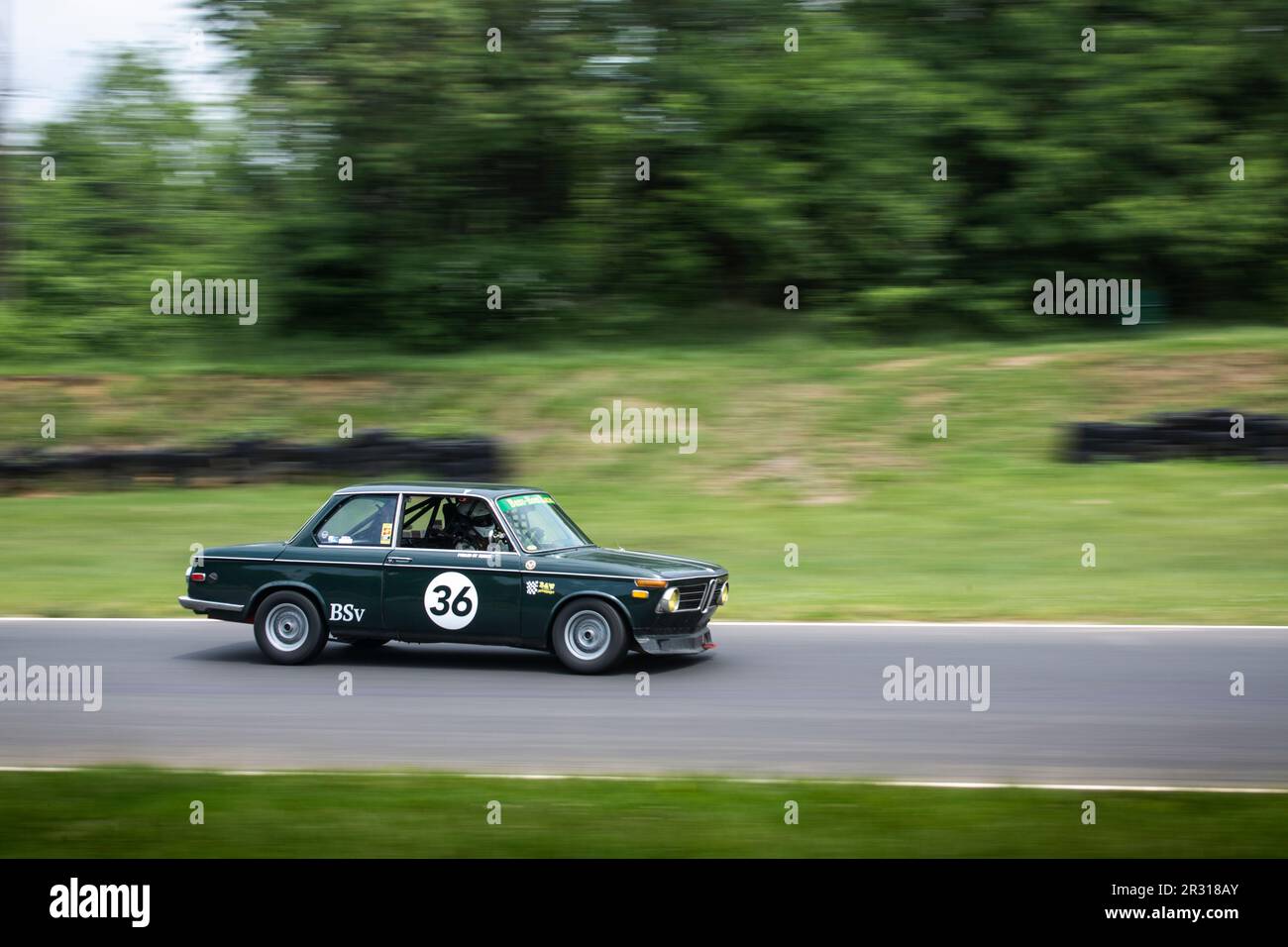 Vintage car races during the 2019 Vintage Racing Group 500 Stock Photo ...