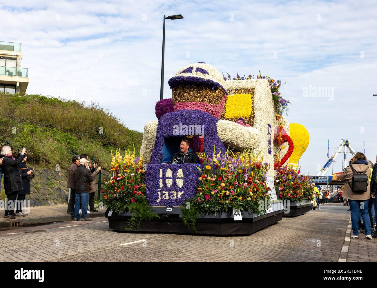 Noordwijk, Netherlands - April 22, 2023: Spectacular flower covered ...