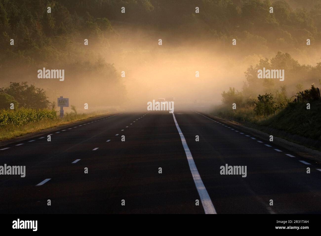 Fog steamy hi-res stock photography and images - Alamy