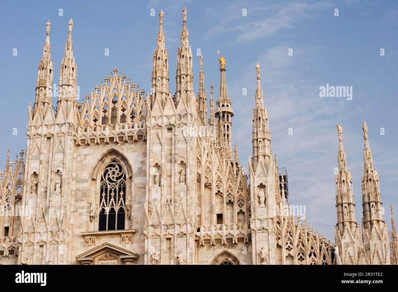 Duomo madonnina hi-res stock photography and images - Alamy