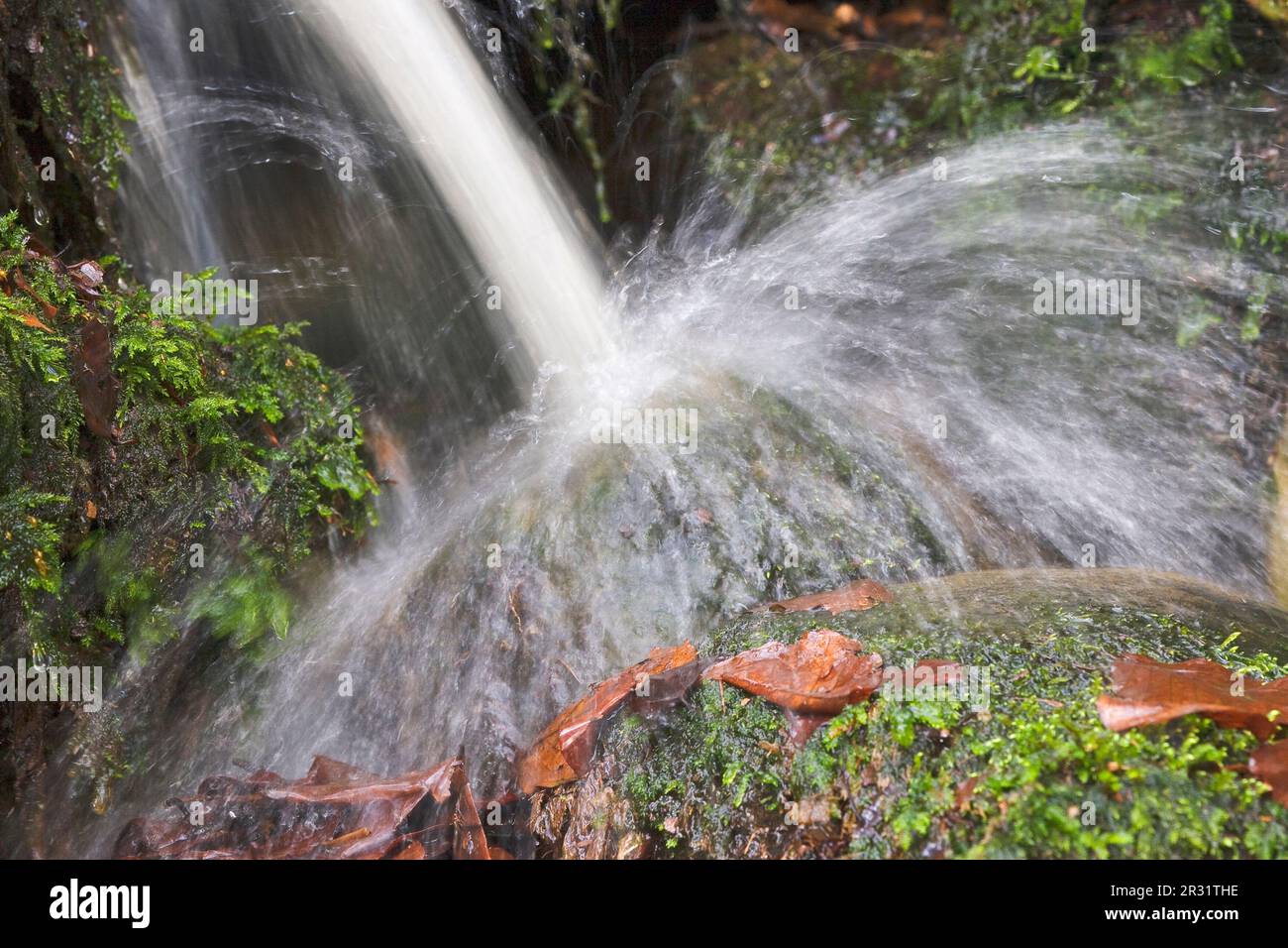 Sputter sputtering hi-res stock photography and images - Alamy