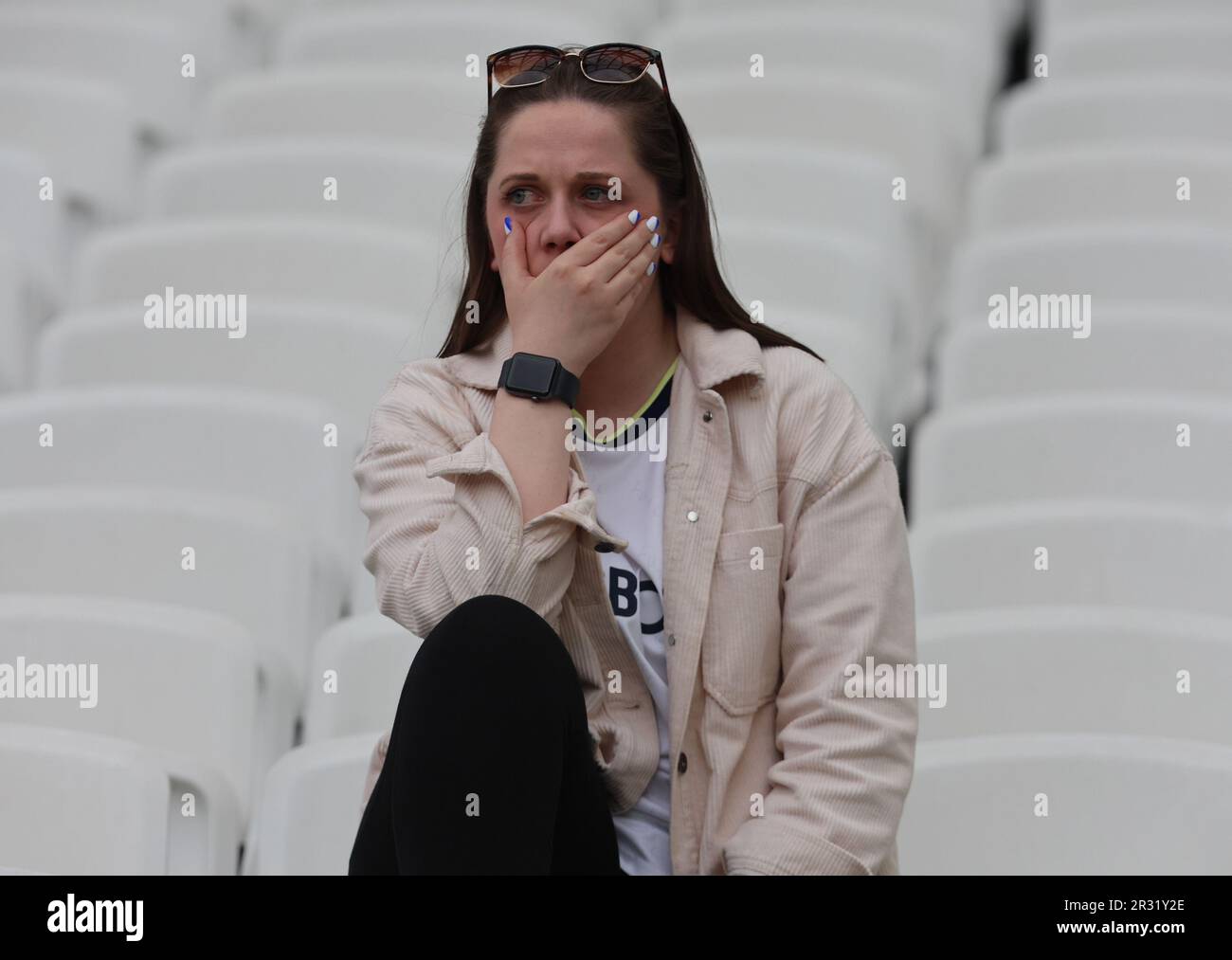 Dejected west ham fan hi-res stock photography and images - Alamy
