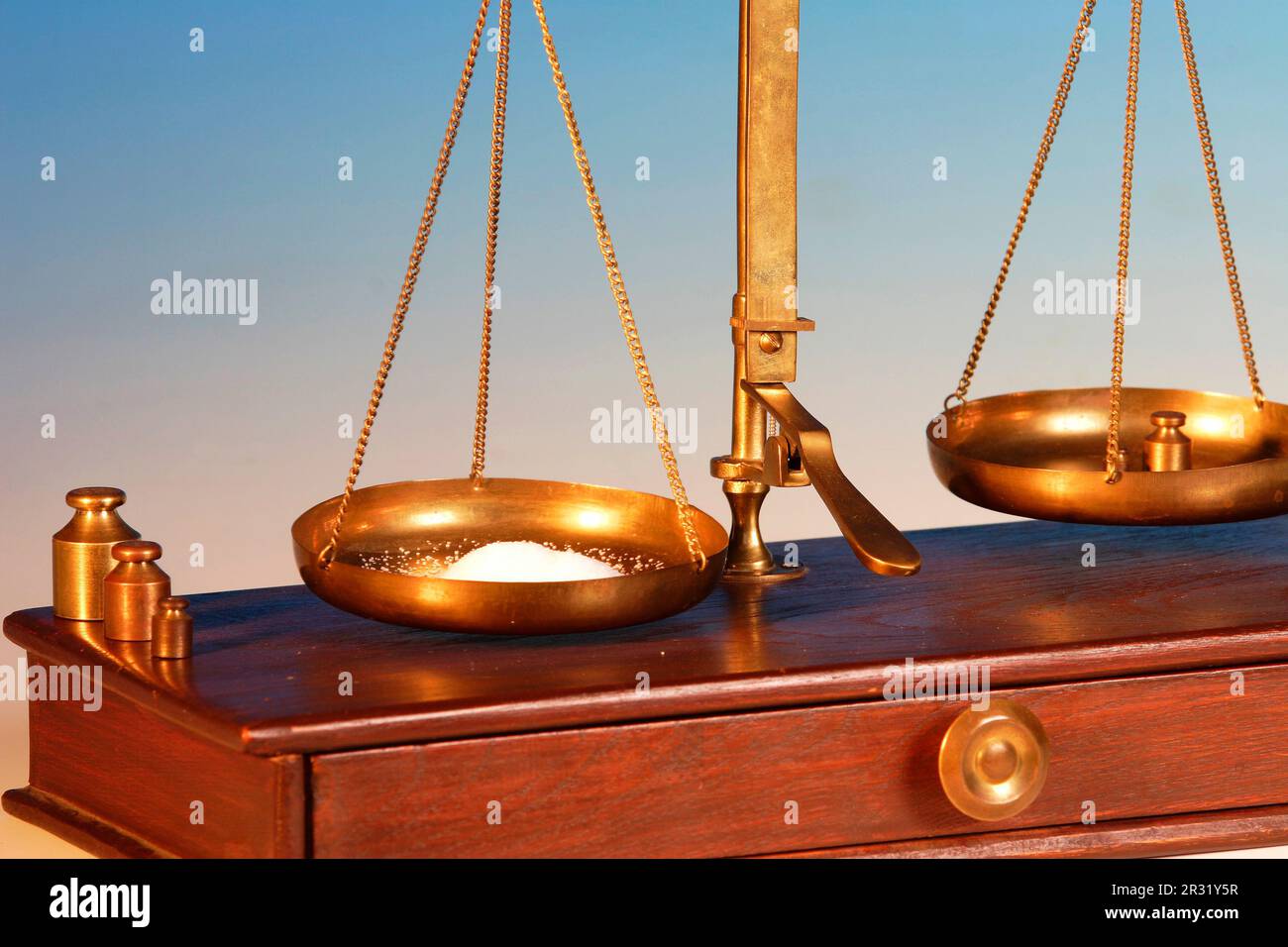 Weight scales blue hi-res stock photography and images - Alamy