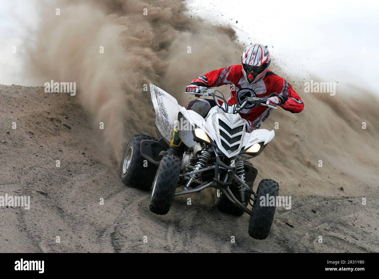 Quads in action hi-res stock photography and images - Alamy