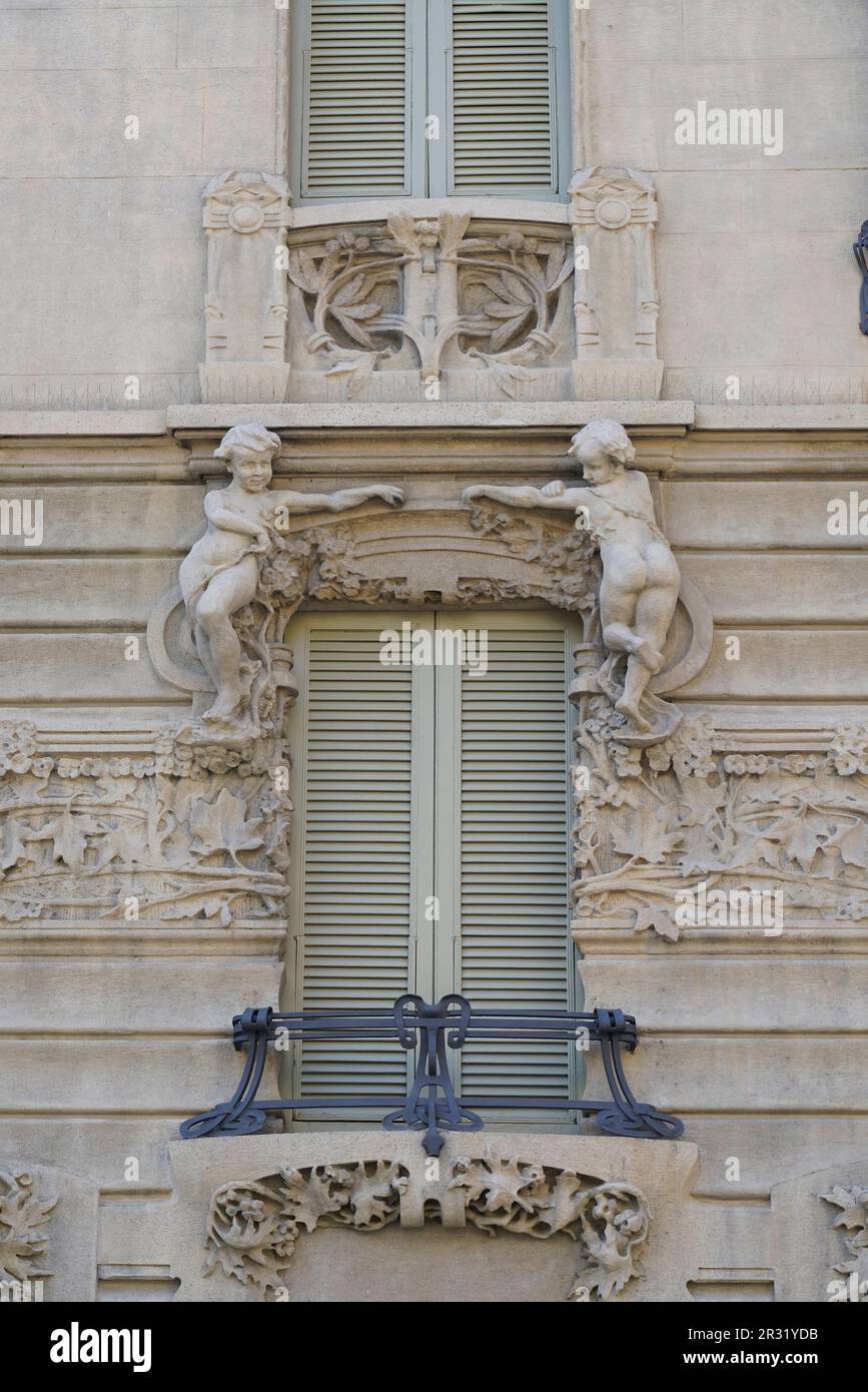 Italian Liberty architecture in Milan, Casa Guazzoni building, Via ...