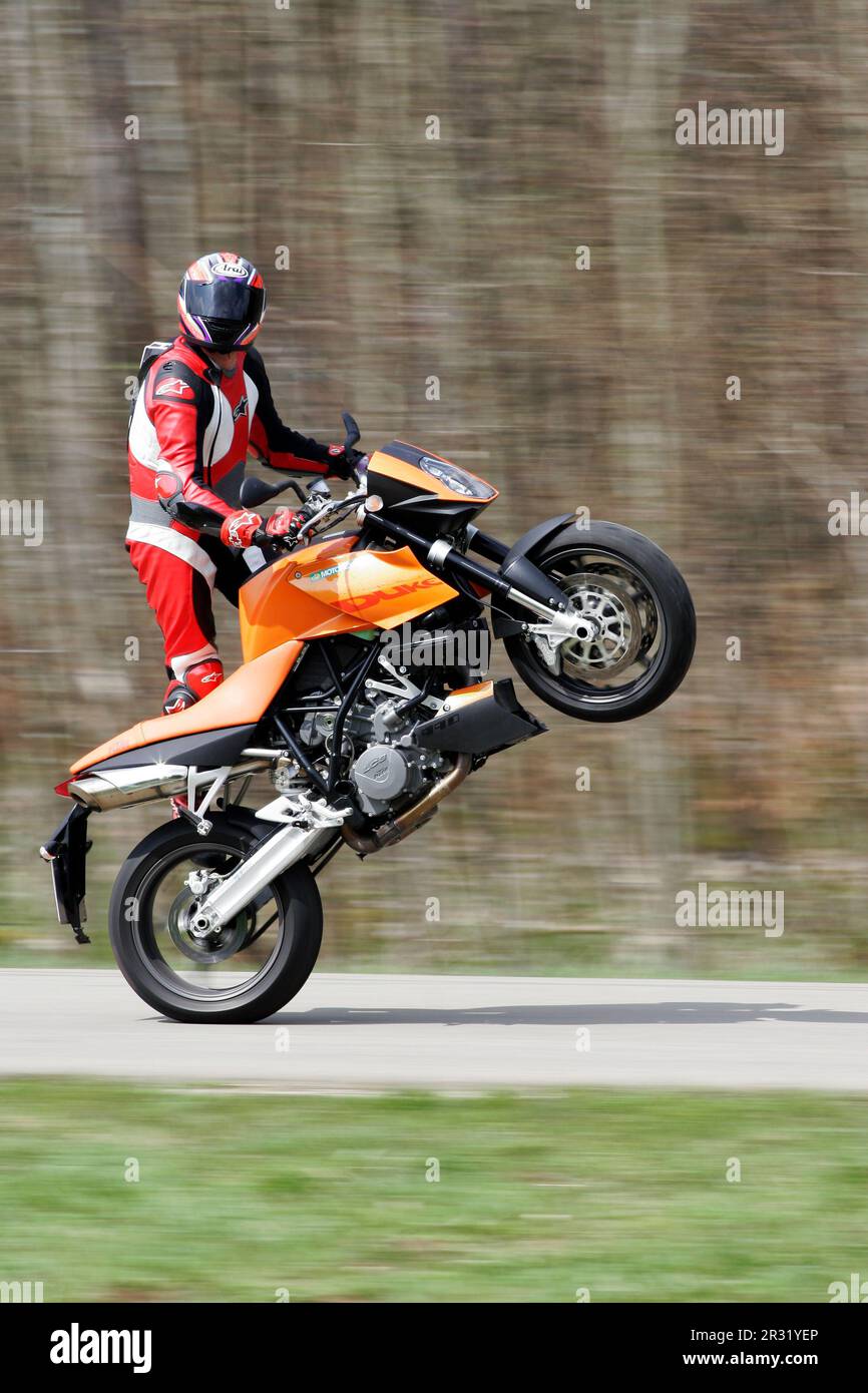 KTM Super Duke, Wheelie Stock Photo - Alamy