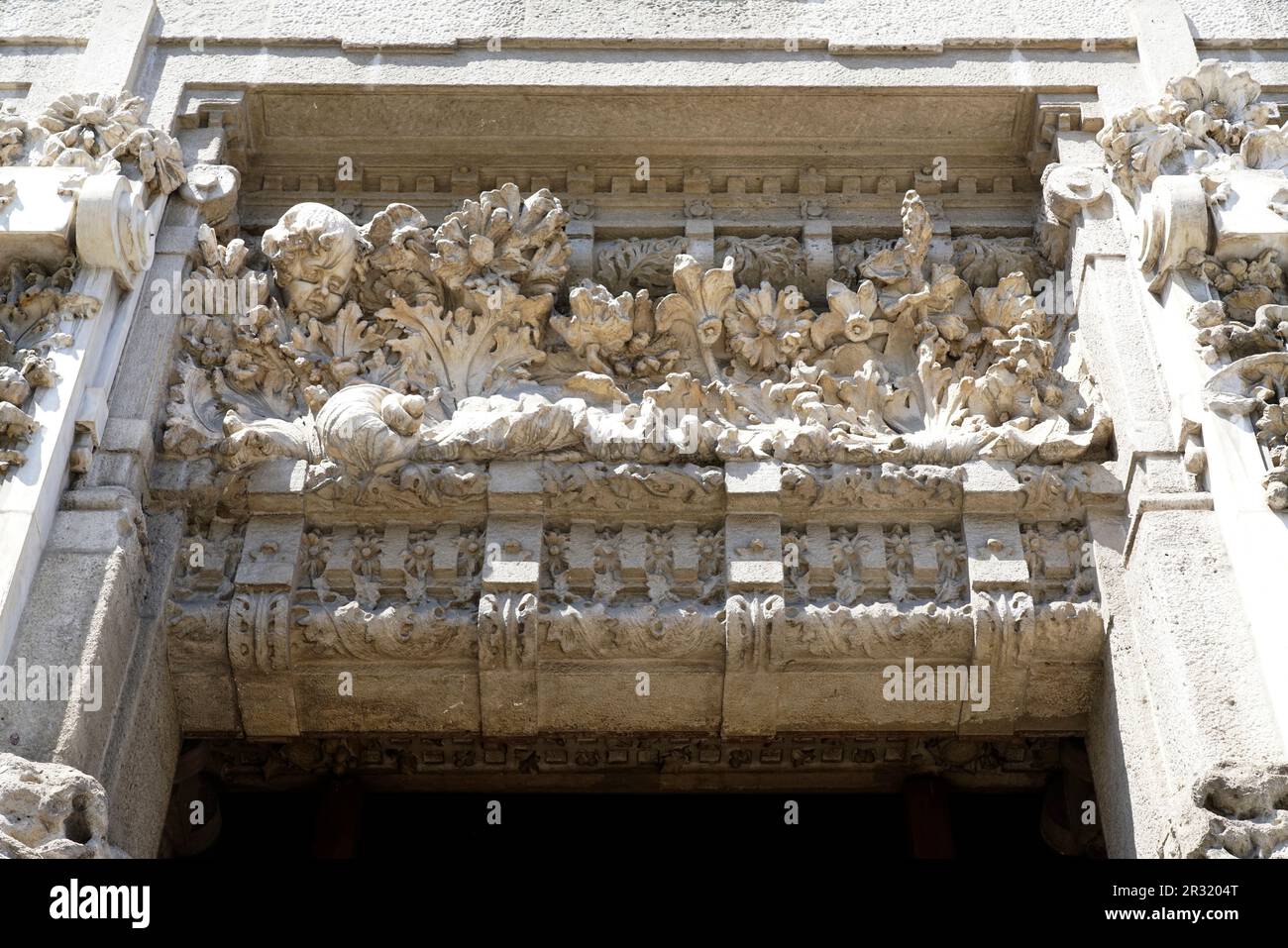 Italian Liberty architecture in Milan, Palazzo Castiglioni palace ...