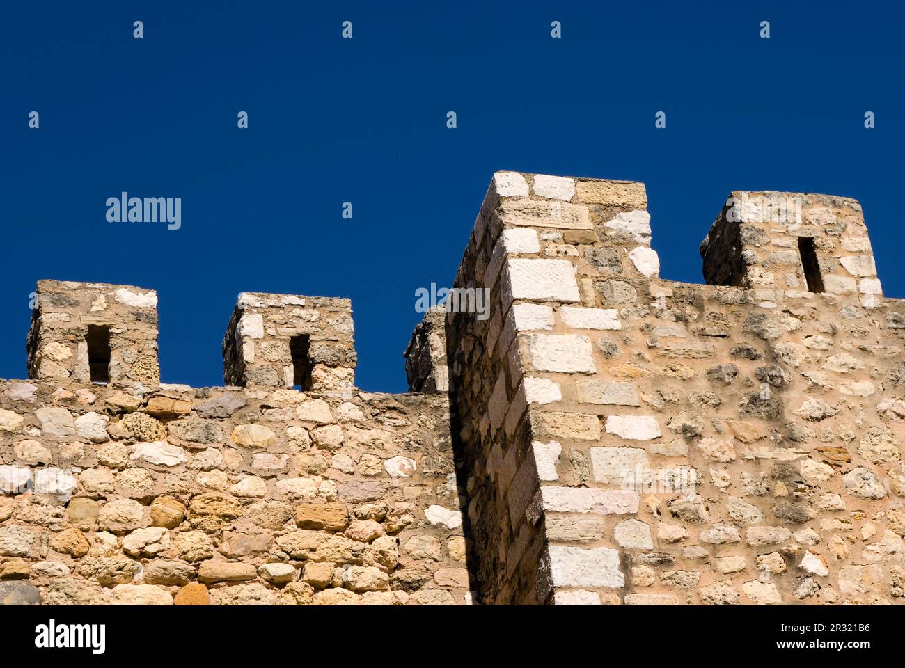 City mounting hi-res stock photography and images - Alamy