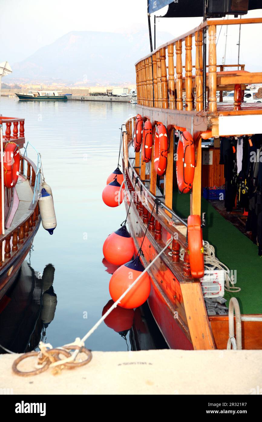 Anchorage by the sea hi-res stock photography and images - Alamy