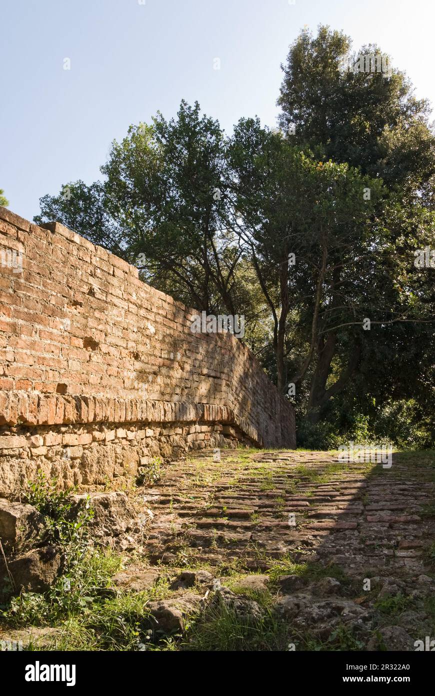 Historic brick bridge Stock Photo - Alamy