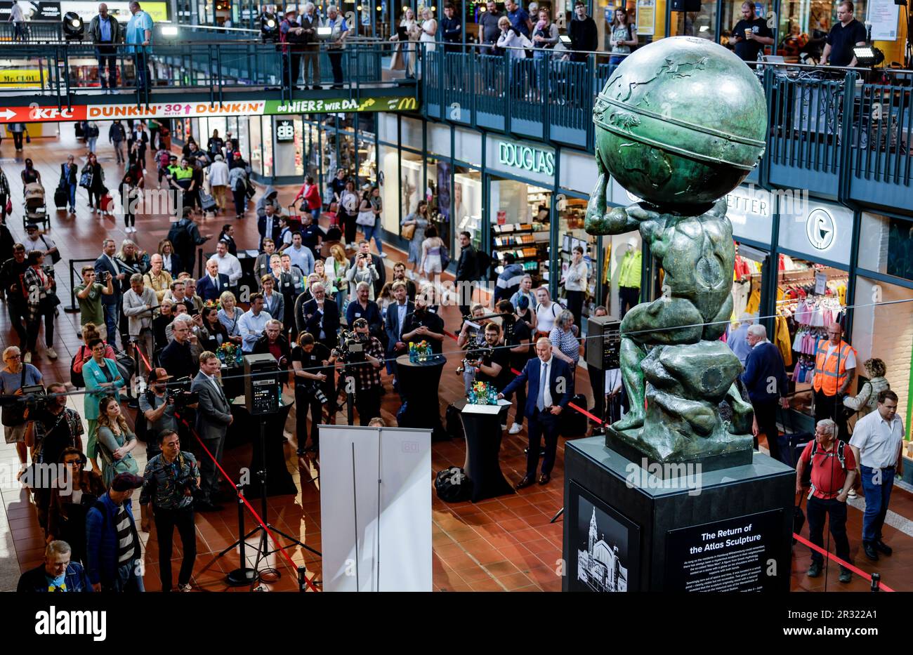Hamburg, Germany. 22nd May, 2023. Invited guests look at the unveiled ...