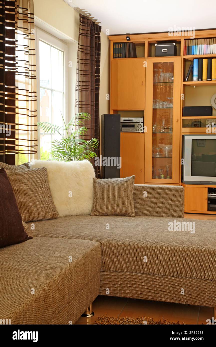 Hi fi room hi-res stock photography and images - Alamy