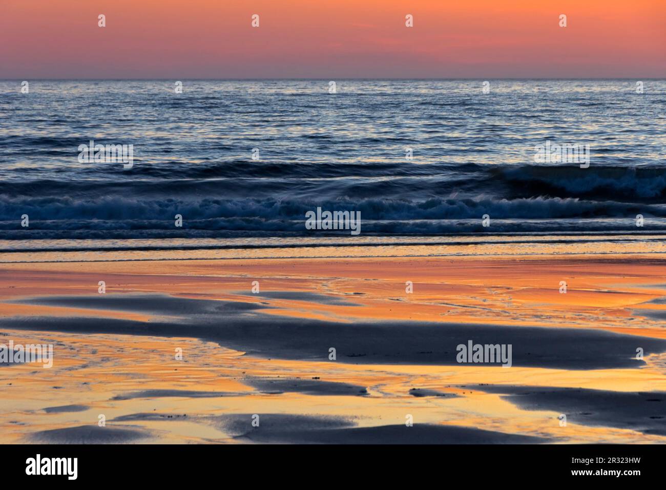 Mudflat scene hi-res stock photography and images - Alamy