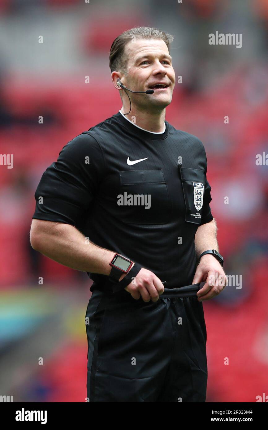 Fa vase hi-res stock photography and images - Alamy