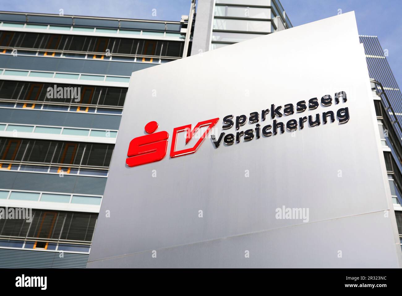 Insurance logos hi-res stock photography and images - Alamy