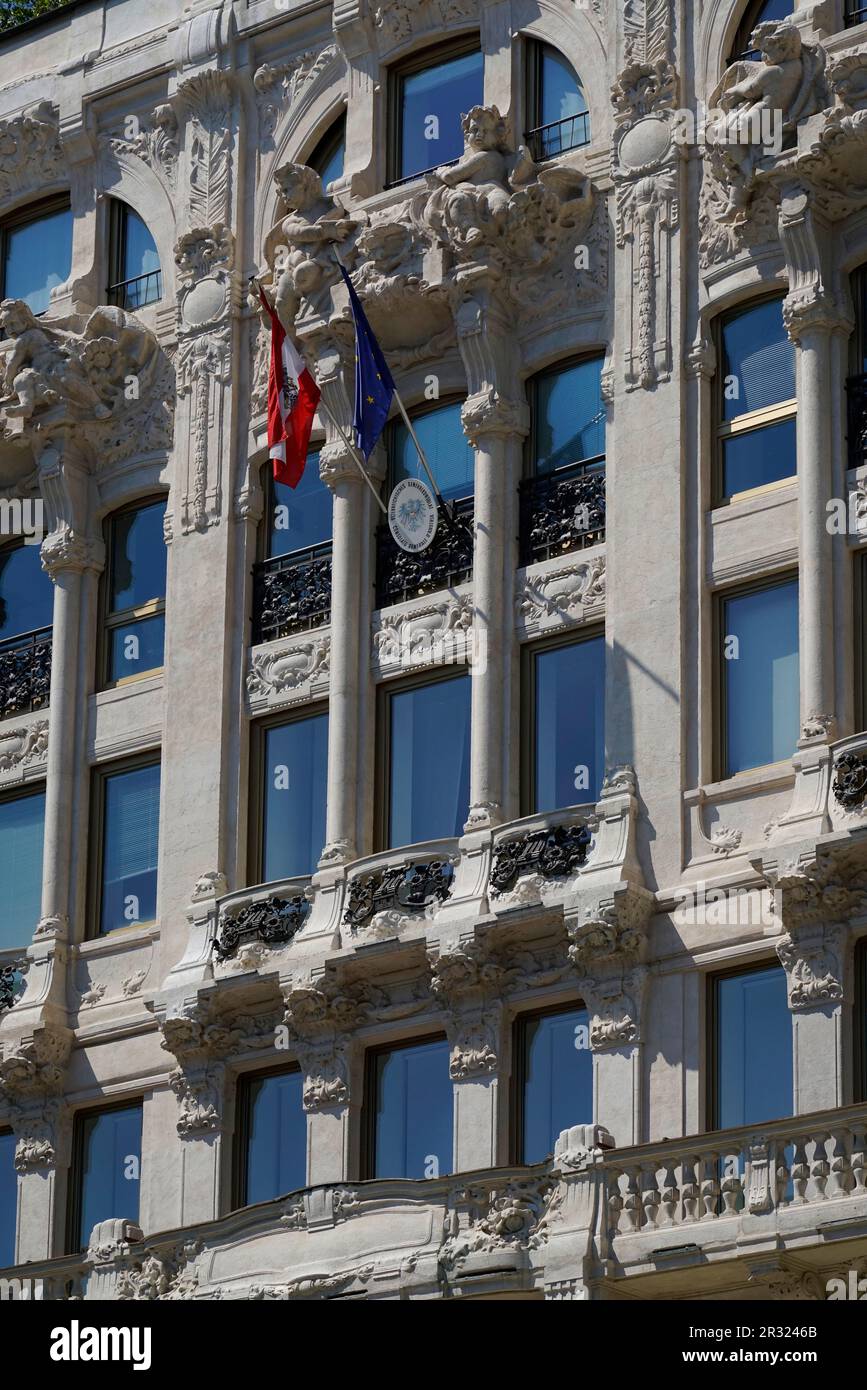 Italian Liberty architecture in Milan, ex Hotel Trianon, Piazzetta ...