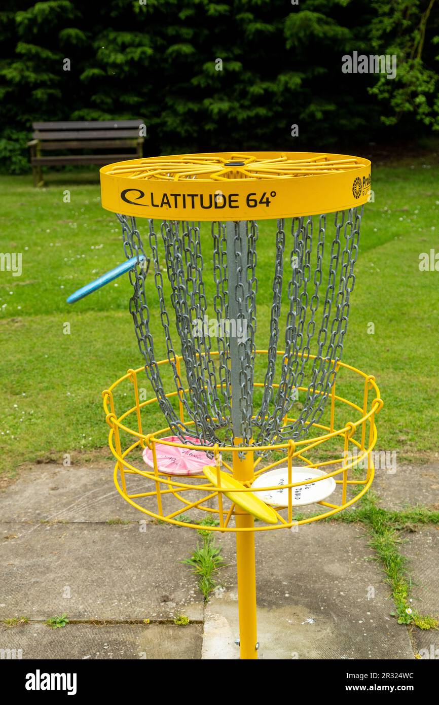 Golf hole hi-res stock photography and images - Alamy