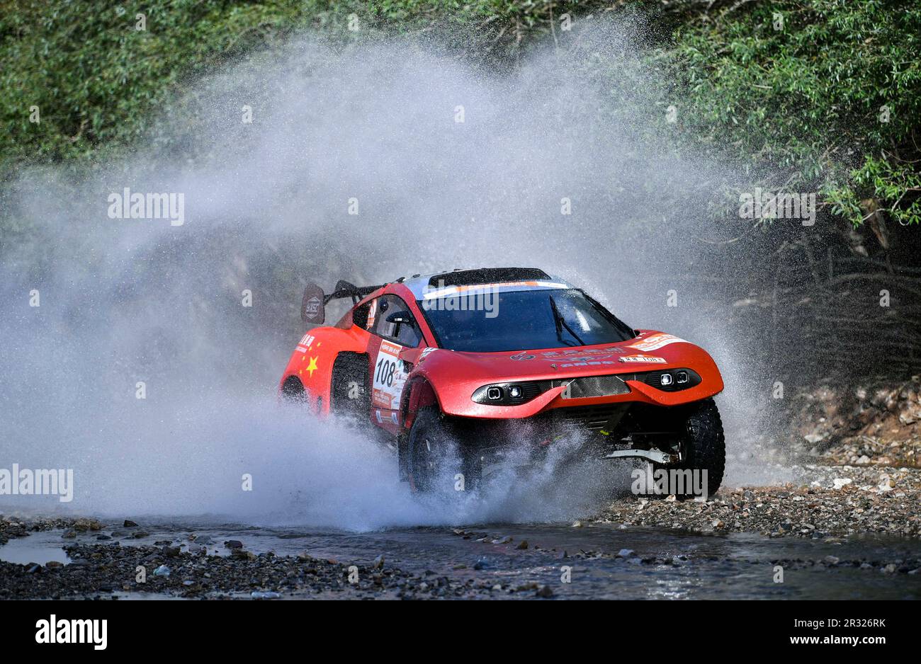 Aksu, China's Xinjiang Uygur Autonomous Region. 22nd May, 2023. Drvier ...