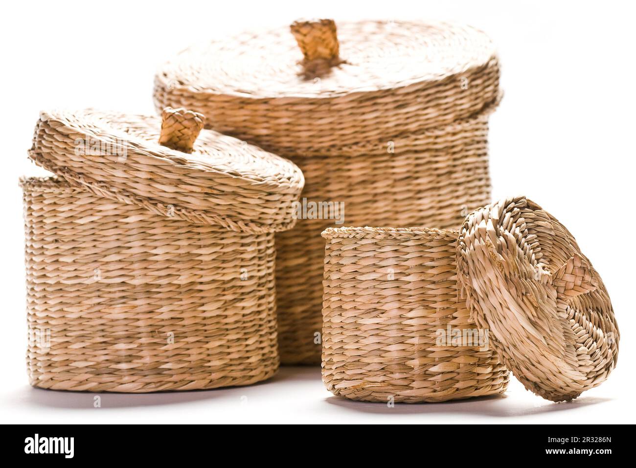 Picknick baskets hi-res stock photography and images - Alamy