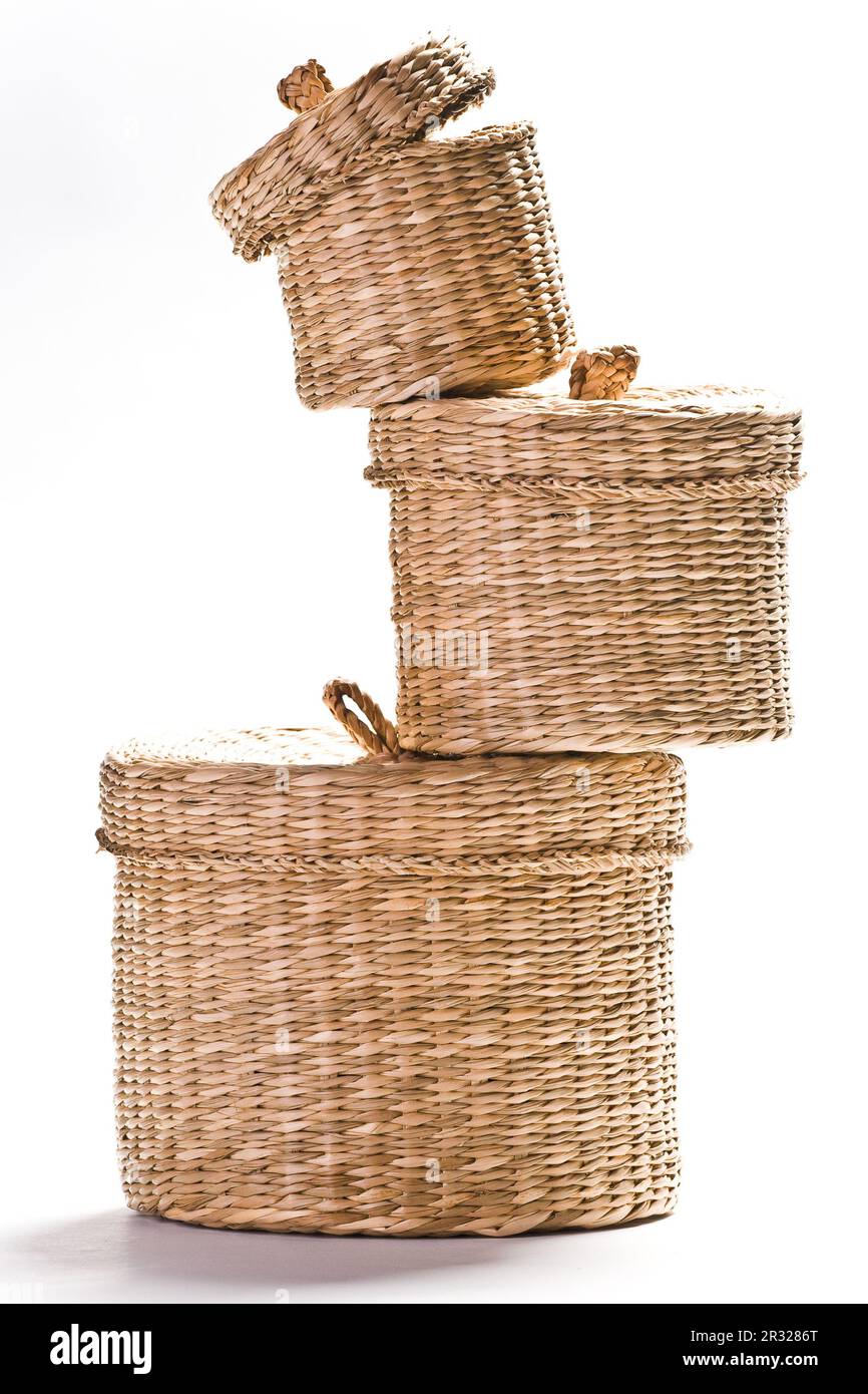 Picknick baskets hi-res stock photography and images - Alamy
