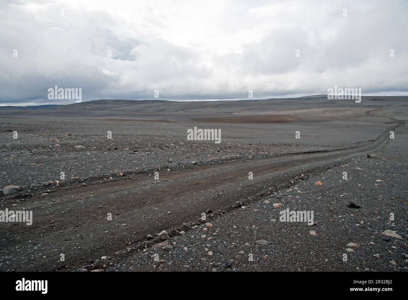 On the most notorious highland route Sprengisandur through Iceland's ...