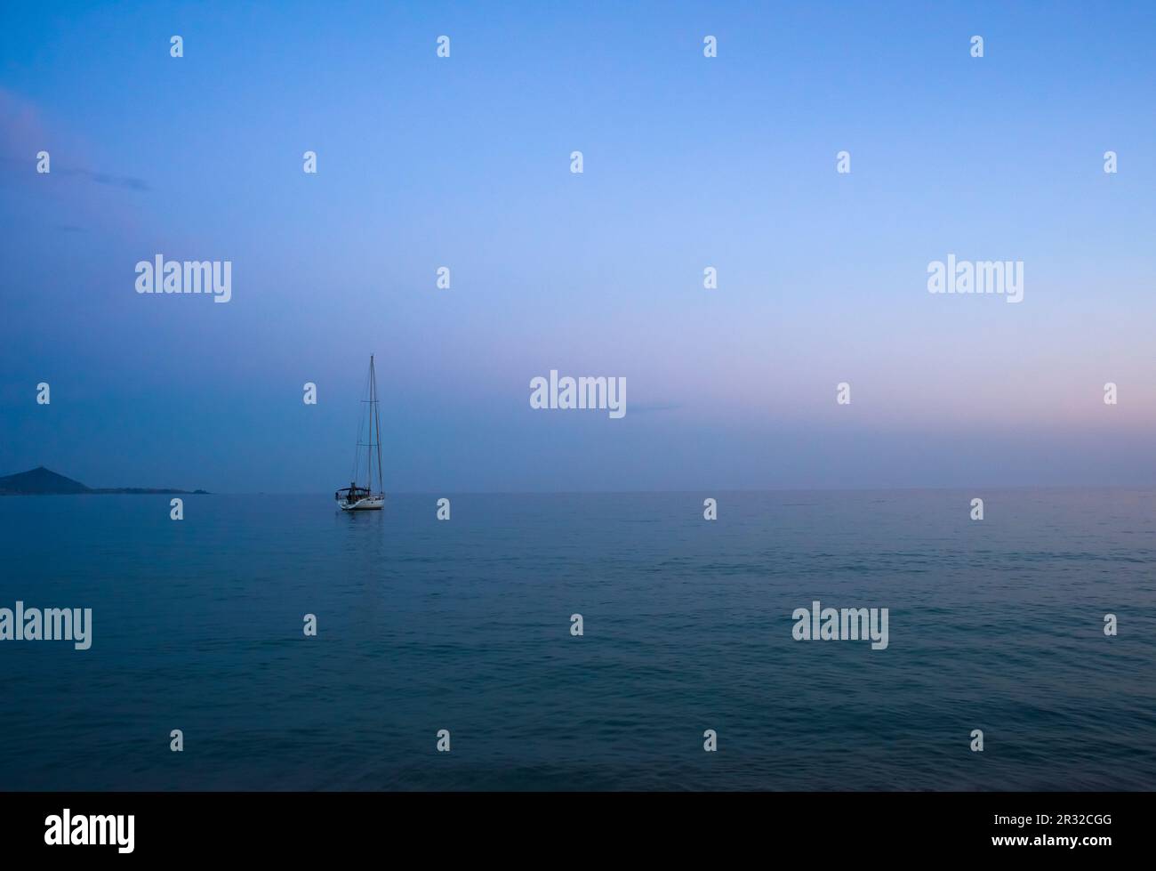 Shallow cove hi-res stock photography and images - Alamy