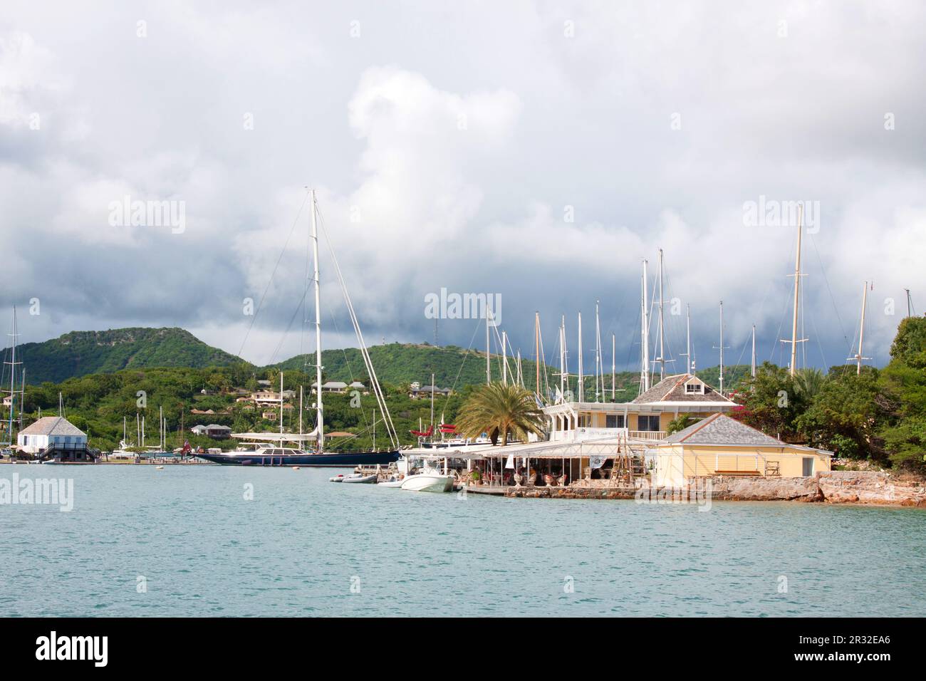 Antigua hafen hi-res stock photography and images - Alamy