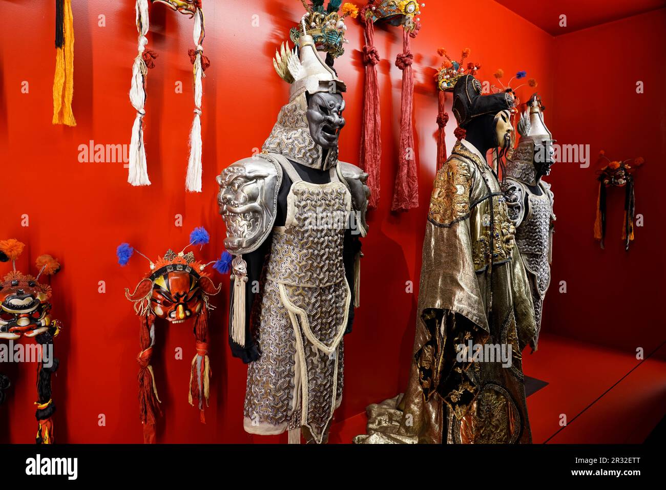 Stage costumes for the opera Turandot by Giacomo Puccini, Museo ...
