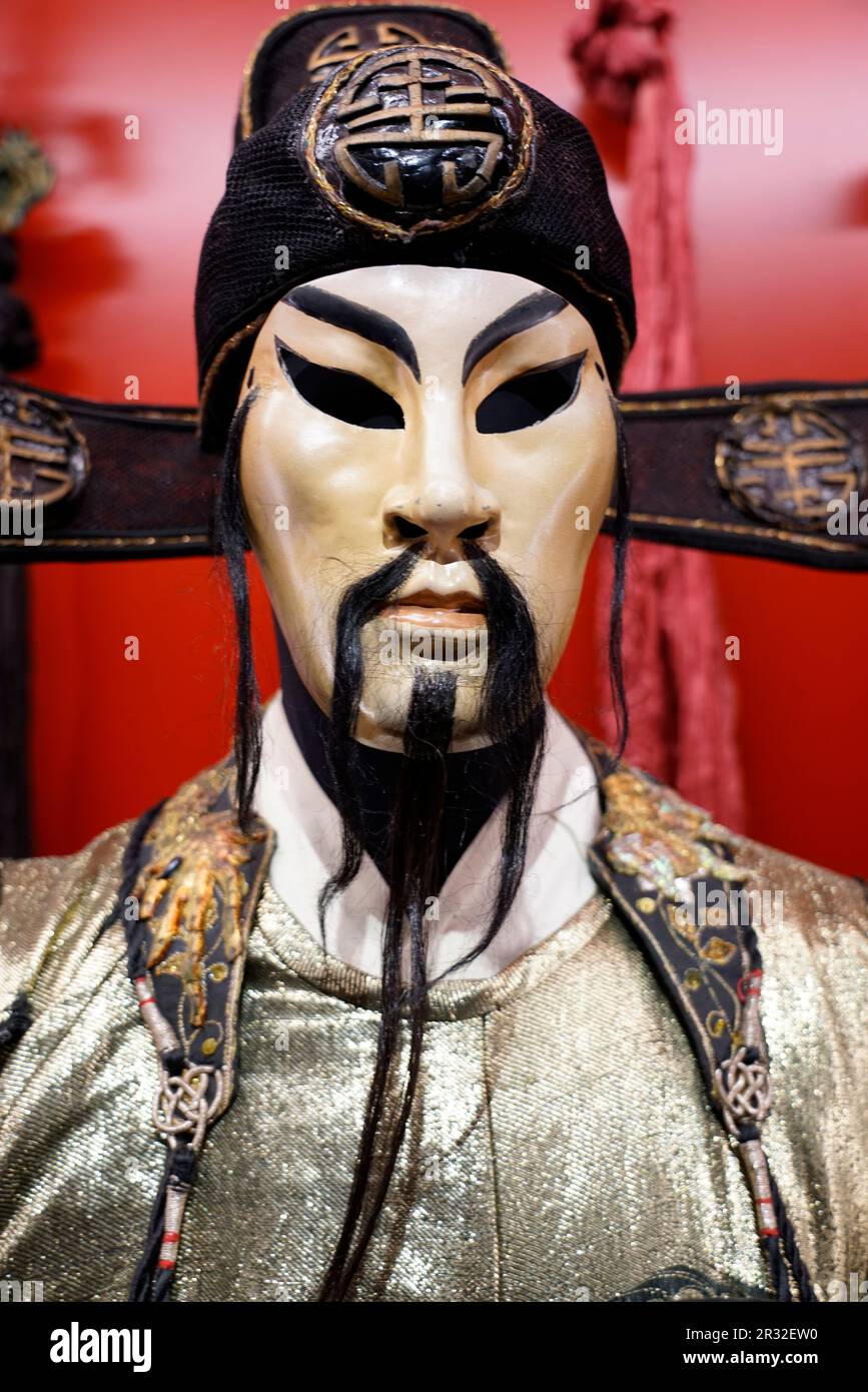 Stage costumes for the opera Turandot by Giacomo Puccini, Museo ...