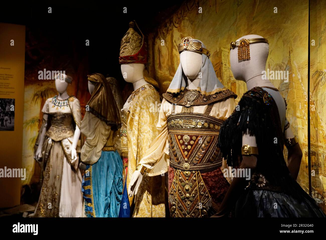 Stage costumes for the opera Aida by Giuseppe Verdi, Museo Teatrale ...