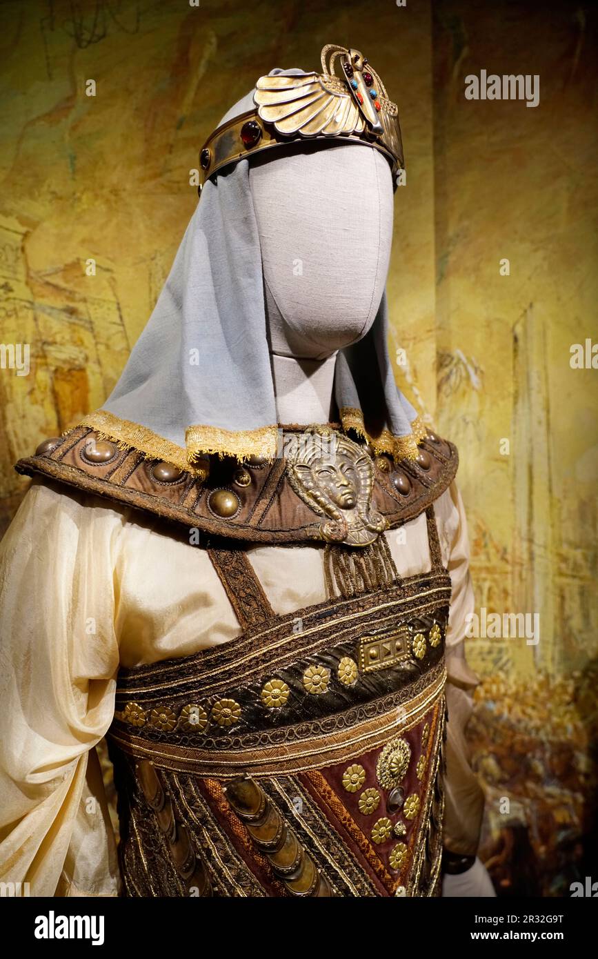 Stage costumes for the opera Aida by Giuseppe Verdi, Museo Teatrale ...