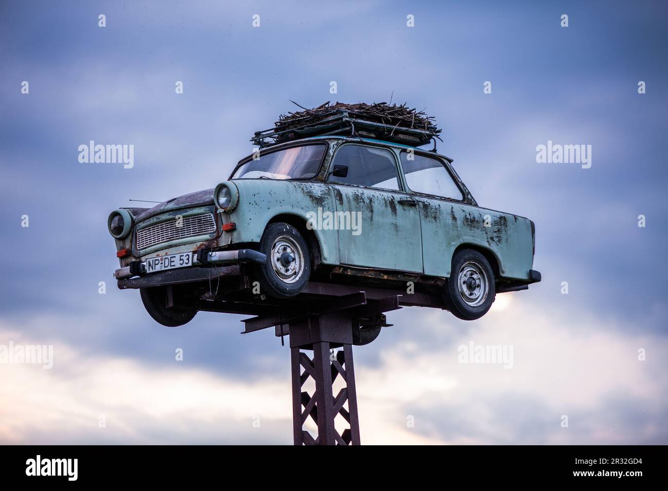 Tall car funny hi-res stock photography and images - Alamy