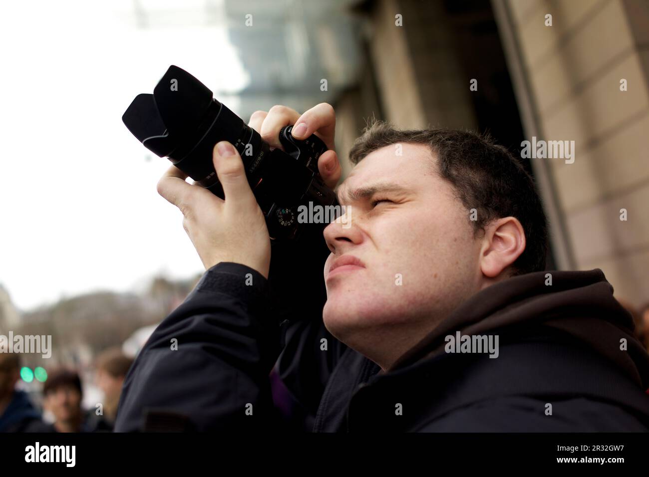 Photographer hood hi-res stock photography and images - Alamy