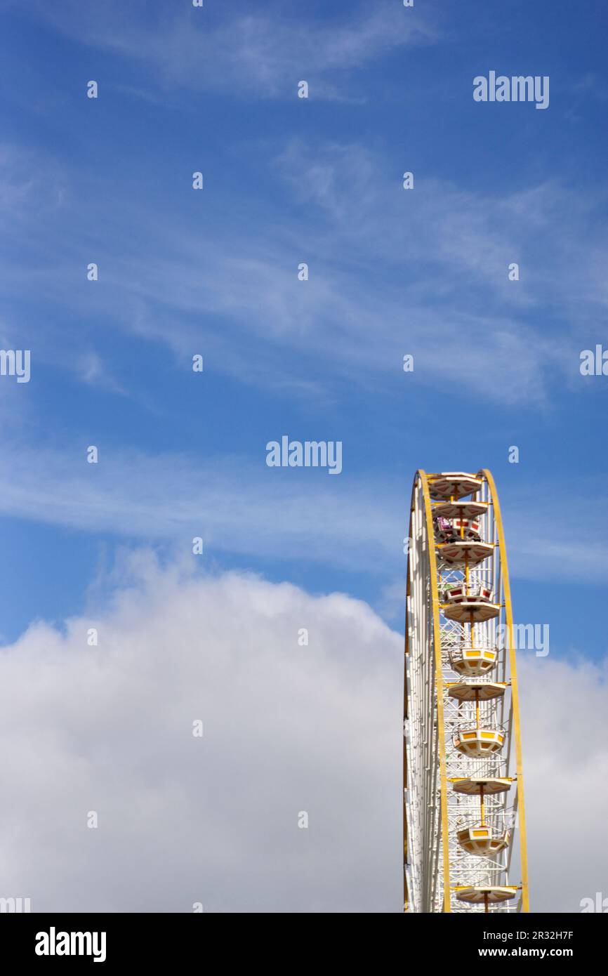 Dipper in profile hi-res stock photography and images - Alamy