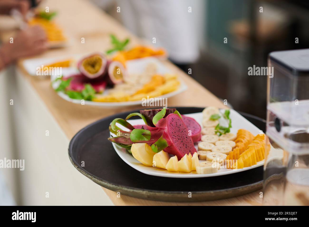 Fruits buffet counter hi-res stock photography and images - Alamy