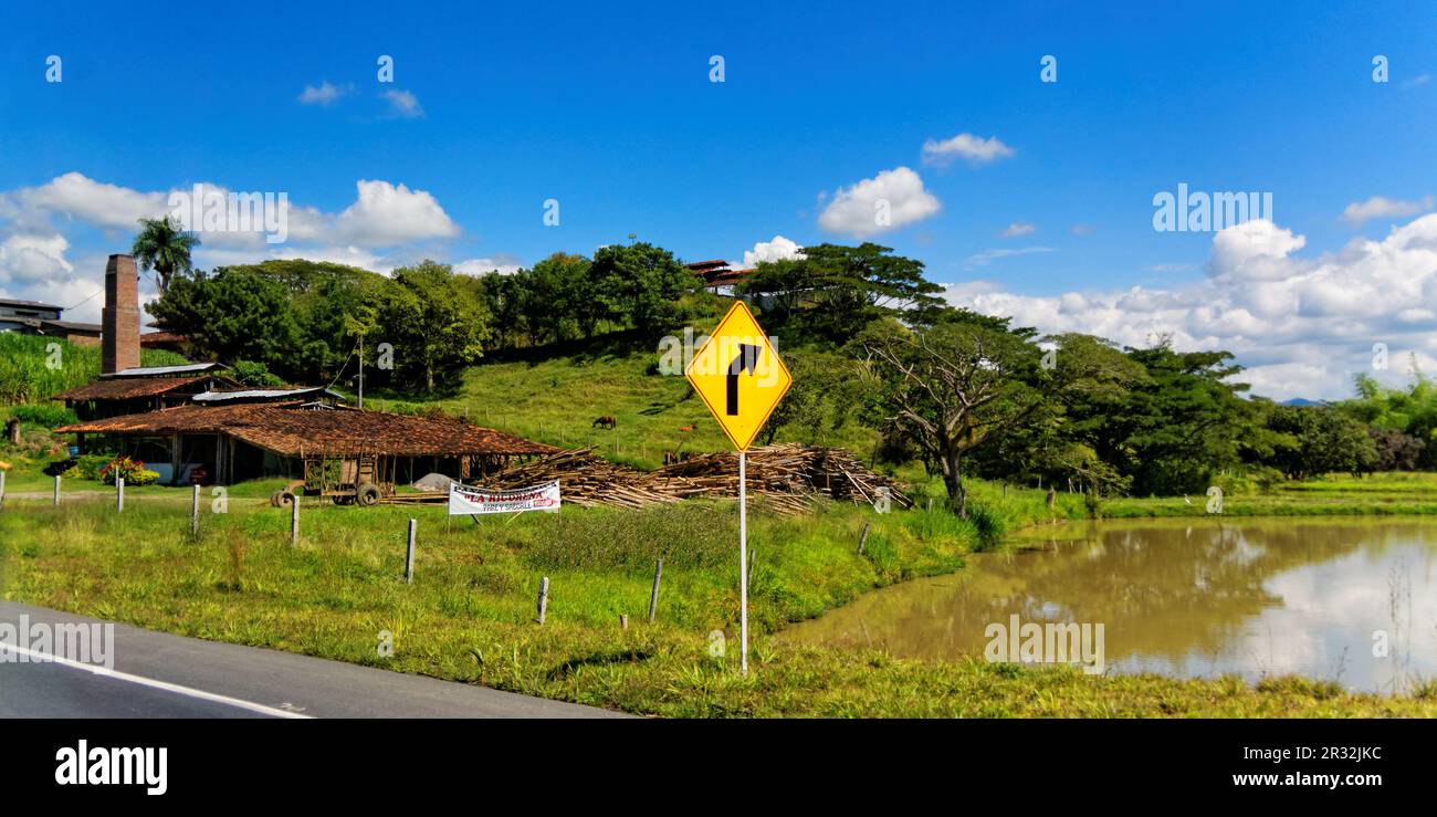Roofs of victoria houses hi-res stock photography and images - Alamy
