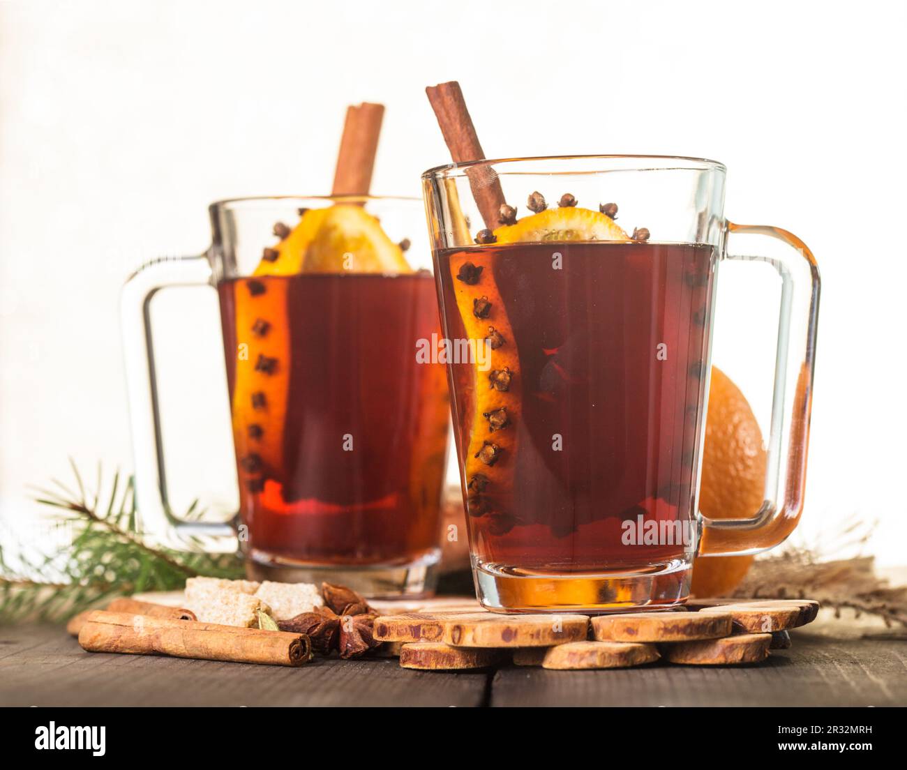 Two mulled wine drinks orange hi-res stock photography and images - Alamy