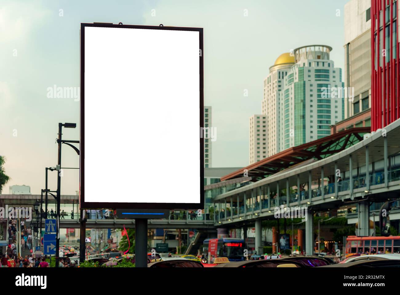 Billboard blank subway walkway hi-res stock photography and images - Alamy